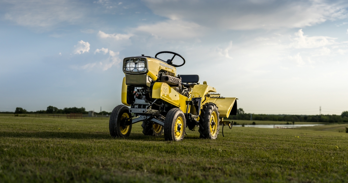 Kubota/McCulloch Vintage Tractor (smaller) – Second Shift Design